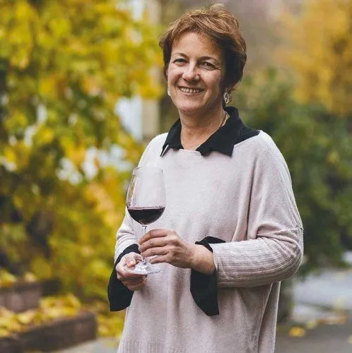 Conoce a María Larrea | ENBOTELLA